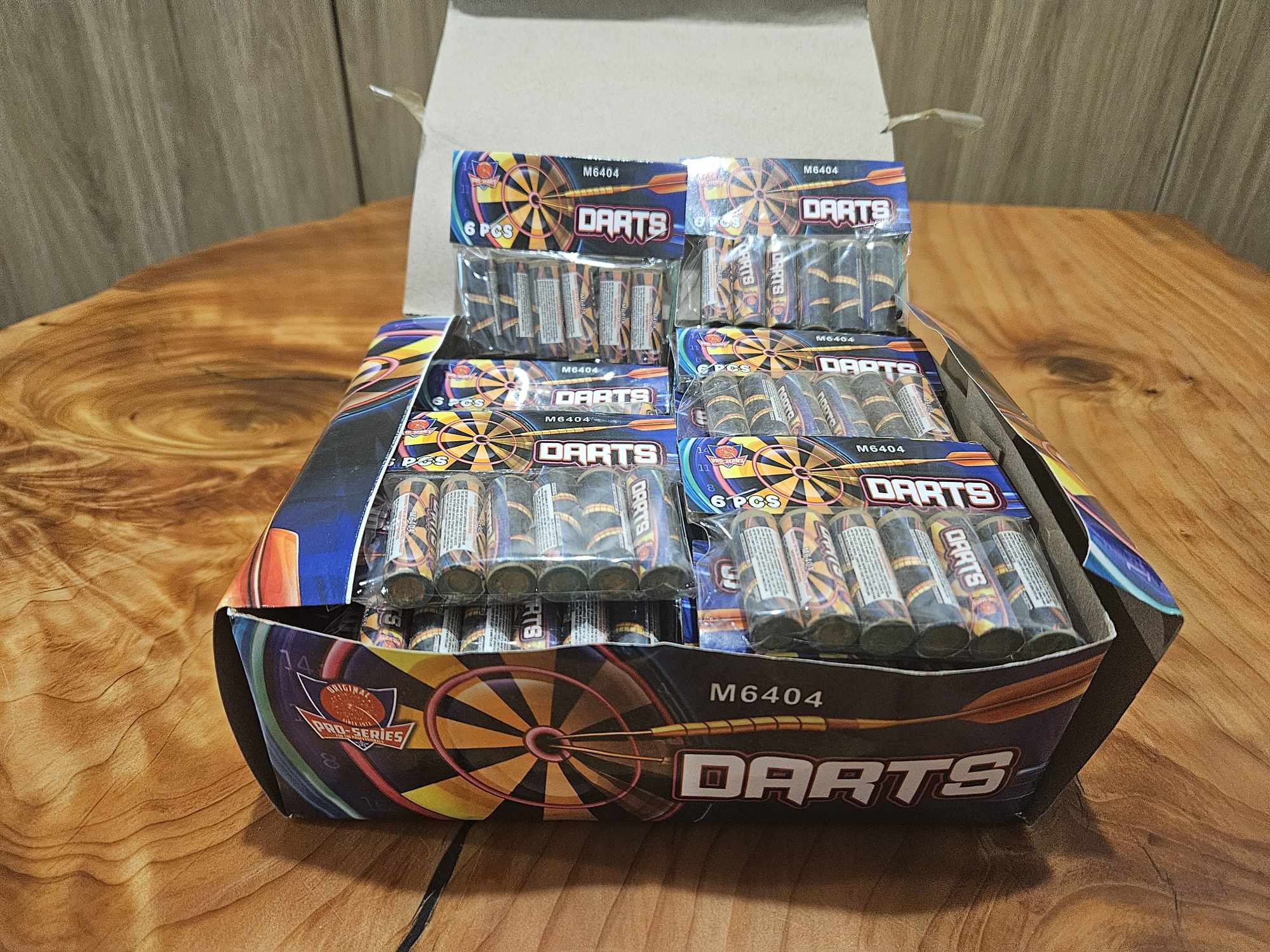 DARTS WITH WHISTLE - (Inner of 40 x Packs of 6) - BUY ONE GET ONE FREE ...